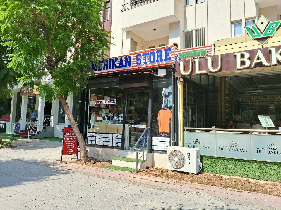 Giyim mağazası Amerikan Store, Adana, foto