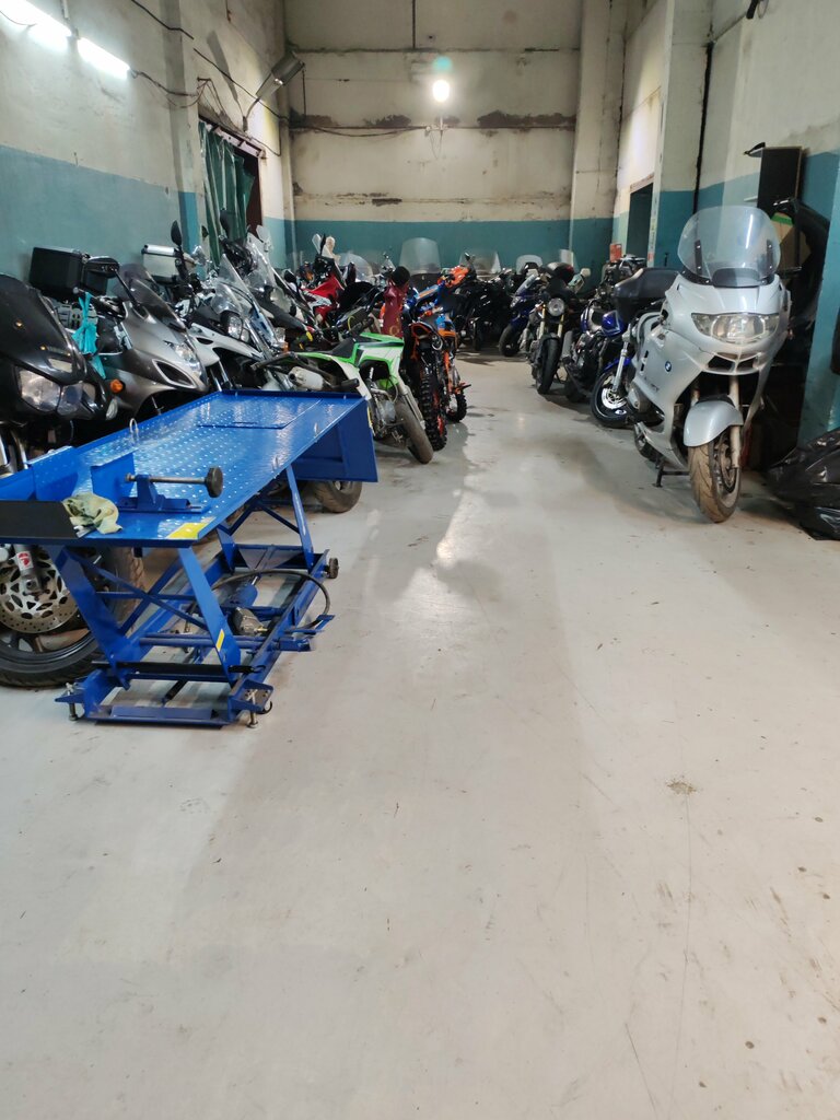 Motosiklet tamiri Мотомастерская у Сабура, Novosibirsk, foto