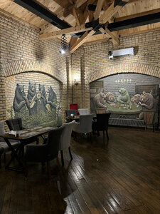 Green Bear Bar (Davlatobod ko'chasi No:15, Samarkand), bar  Semerkant'tan