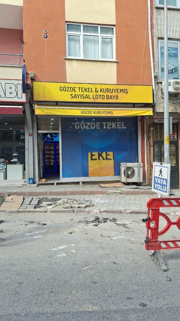 Alkollü içecekler Gözde Tekel, İstanbul, foto