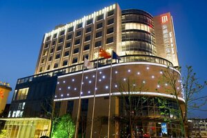 Yang Peng Jin Jiang Hotel (Jiangsu Province, City of Yangzhou), otel  Yangzhou'dan