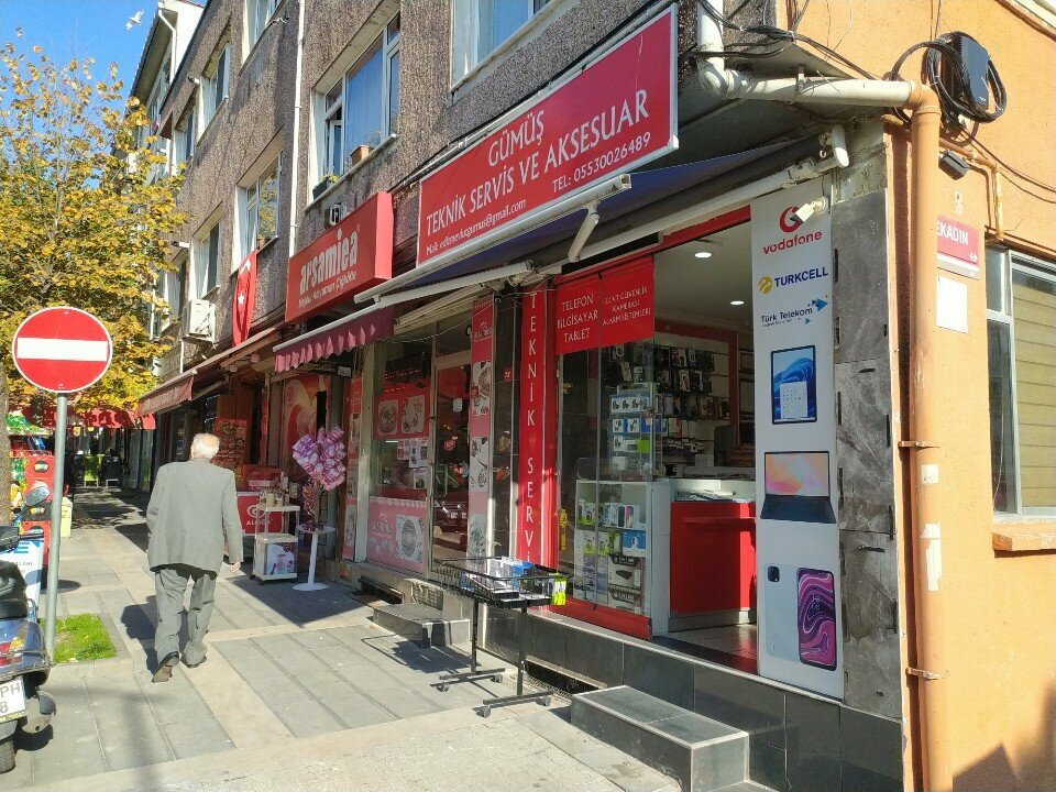 Telefon tamir servisi Gümüş Teknik Servis, İstanbul, foto
