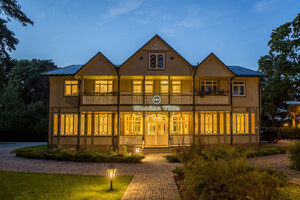 Wooden Villa (Juras street No:53), otel  Jūrmala'dan