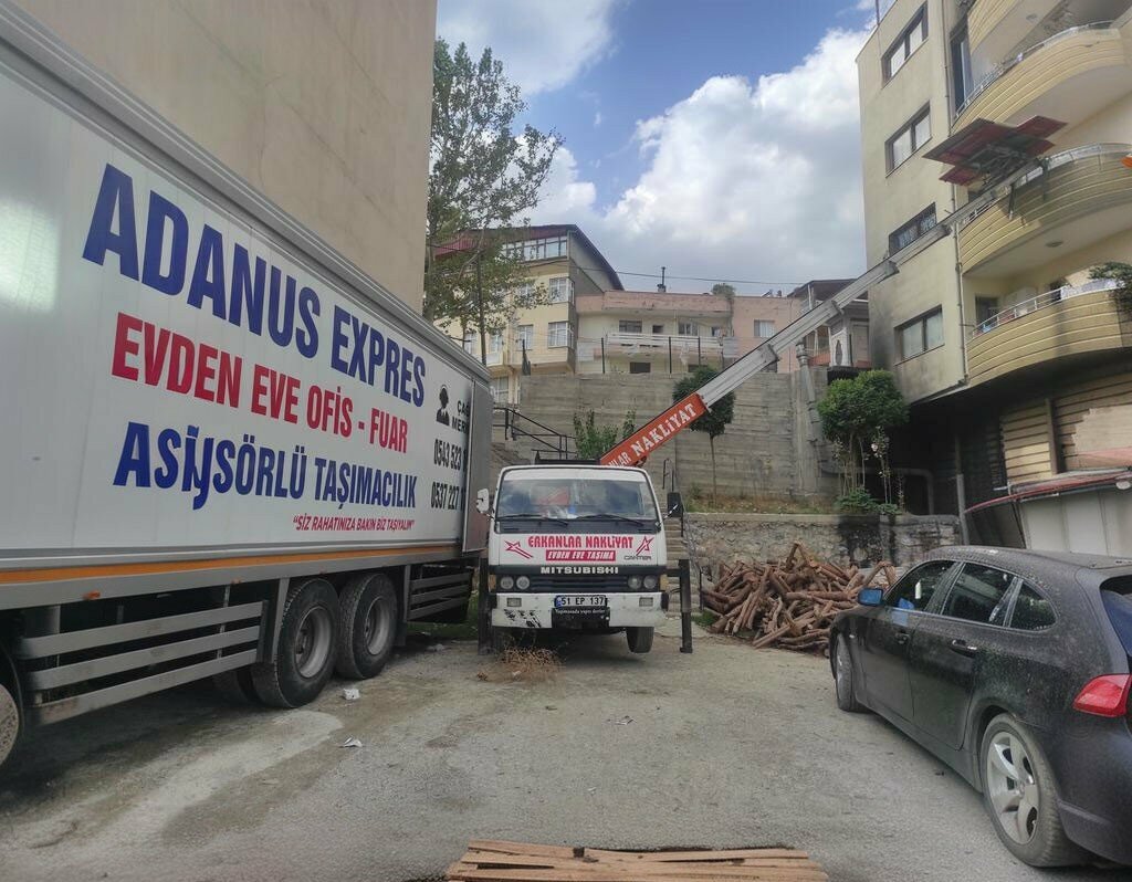 Belediyeler, devlet daireleri Pozantı Kaymakamlığı, Pozantı, foto