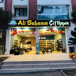 Ali Babanın Çiftliği Amasya (Amasya, Amasya Merkez , Mehmet Varinli Cad., 77A), kasap, şarküteri  Amasya'dan
