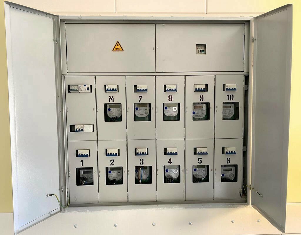 Elektrik ürünleri Örnek Elektrik, İzmir, foto