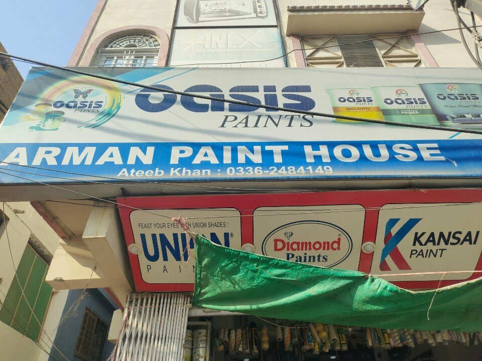 Boya ve cila malzemeleri üretim ve satış yerleri Arman paint, Karaçi, foto