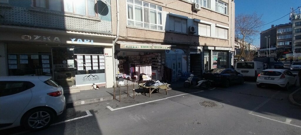 Giyim mağazası Emi̇r İç Gi̇yi̇m, İstanbul, foto