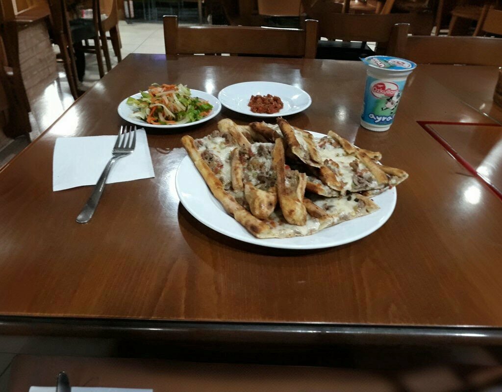 Restoran İsmail Usta Alabalık ve Pide Salonu, Domaniç, foto
