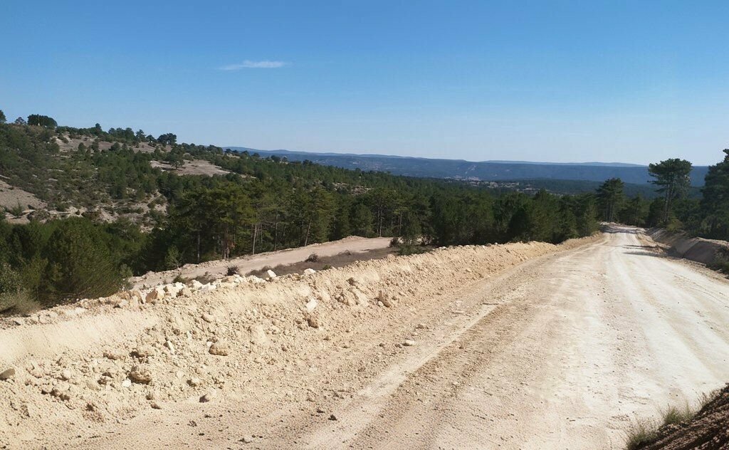 Balık çiftçiliği ve toptancıları Domaniç Ilıcaksu Köyü Kurs Ve Okul Talebelerine Yardım Derneği, Domaniç, foto