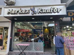 Merkez Kuaför (İstanbul, Bağcılar, Güneşli Mah., Kirazlı Cad., 26E), berberler  İstanbul'dan