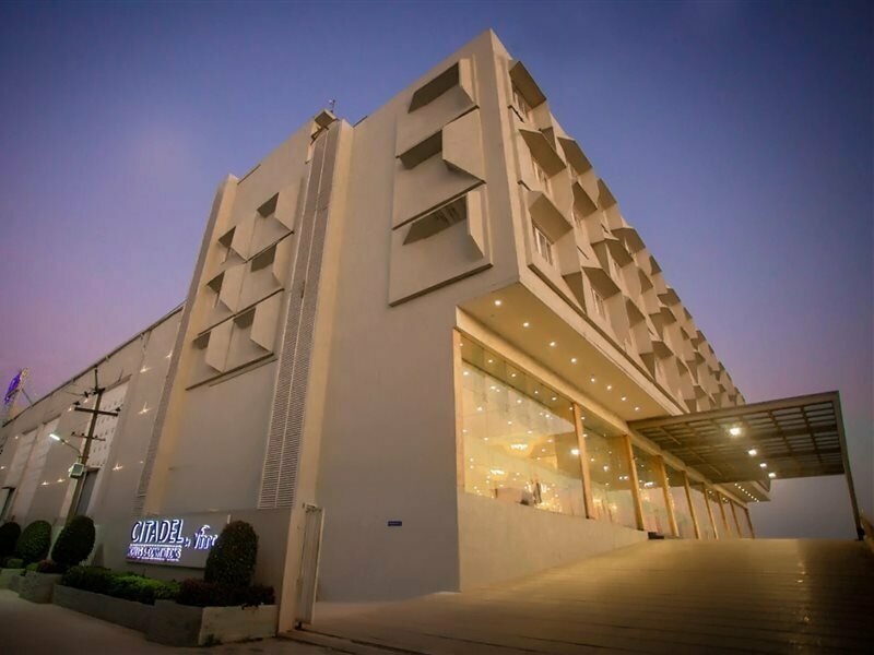 Otel Citadel Hotel by Vinnca, Dünya, foto