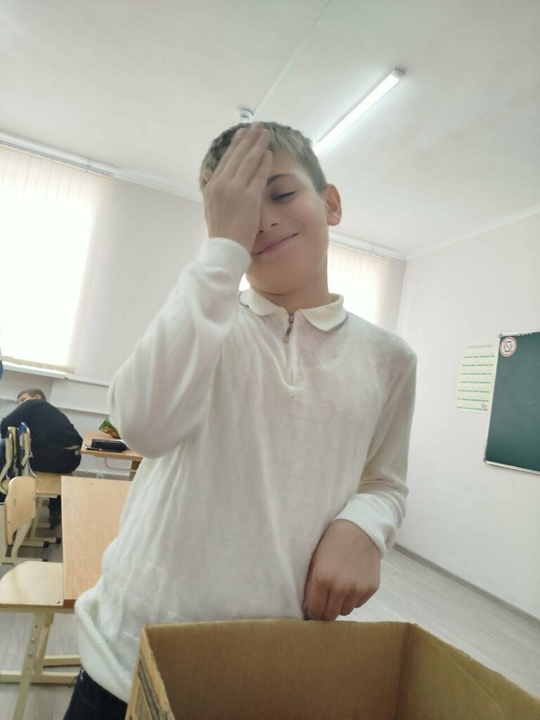 Ortaokul Srednyaya obshcheobrazovatelnaya shkola Mou, Sverdlovskaya oblastı, foto