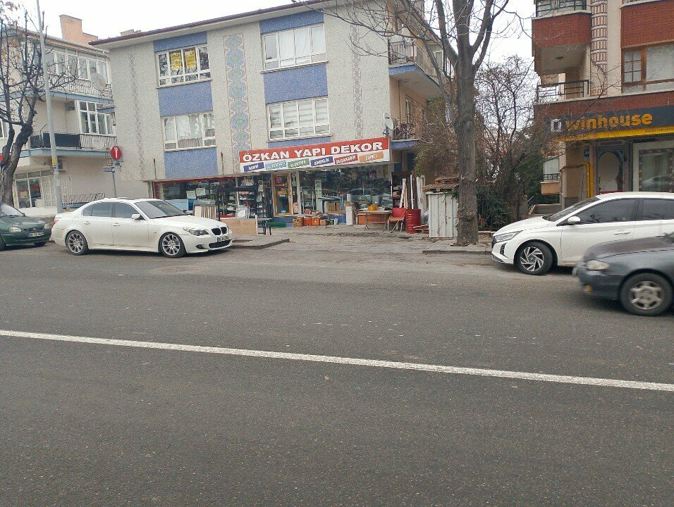 i̇nşaat makinaları ve ekipmanları Özkan Cam ve Yapı Malzemeleri, Ankara, foto