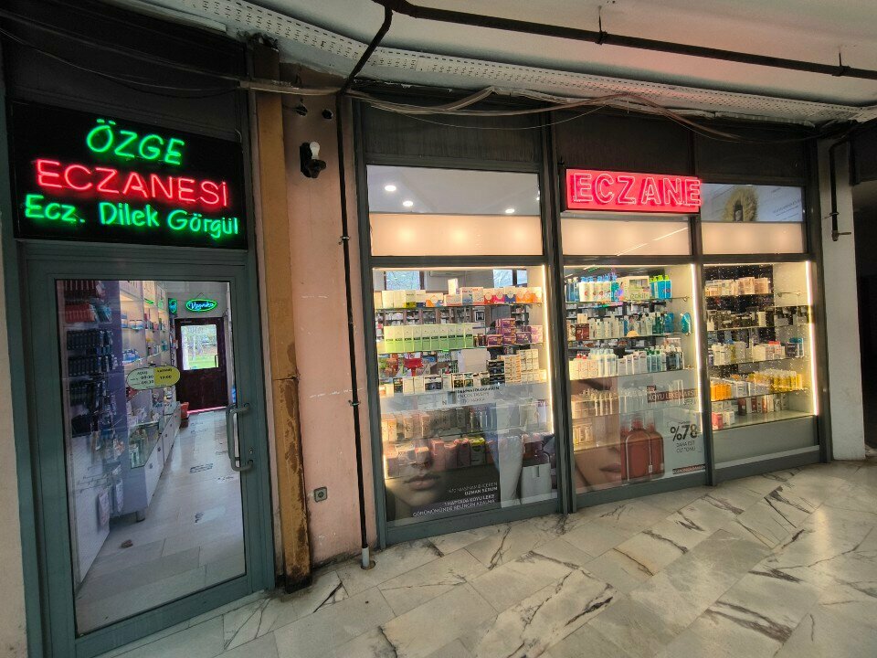 Eczaneler Özge Eczanesi, Ankara, foto