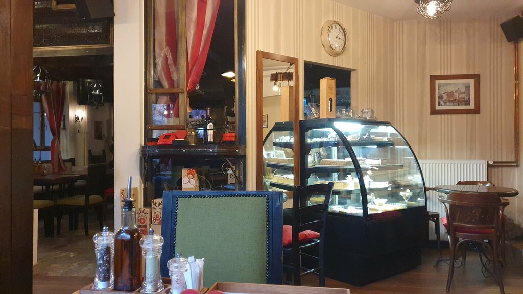 Kafe Caffe, Cyrano, Loznica, foto