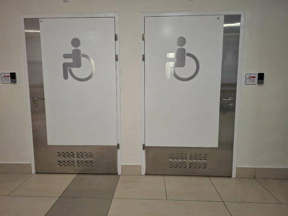 Engelliler için tuvalet Toilet for Disabled, Astana, foto