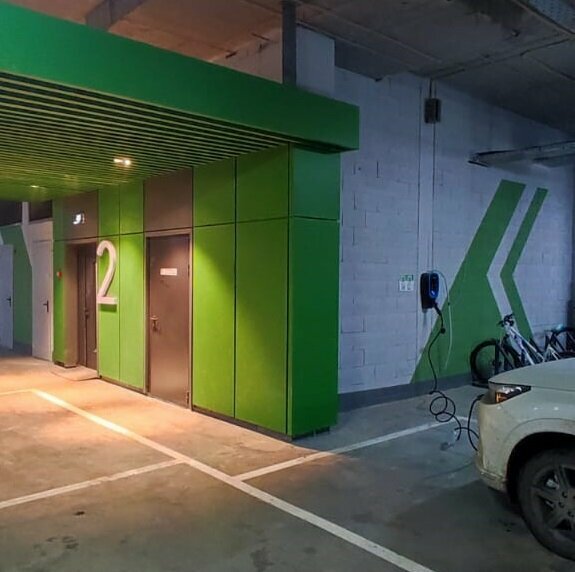 Elektrikli oto şarj istasyonları  eDrive, Astana, foto