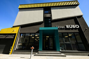 Rubo Hotel (Shumen, Shumen), otel  Shumen'den