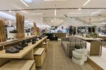 Saks Fifth Avenue (Al-Farabi Avenue No:77/8), giyim mağazası  Almatı'dan