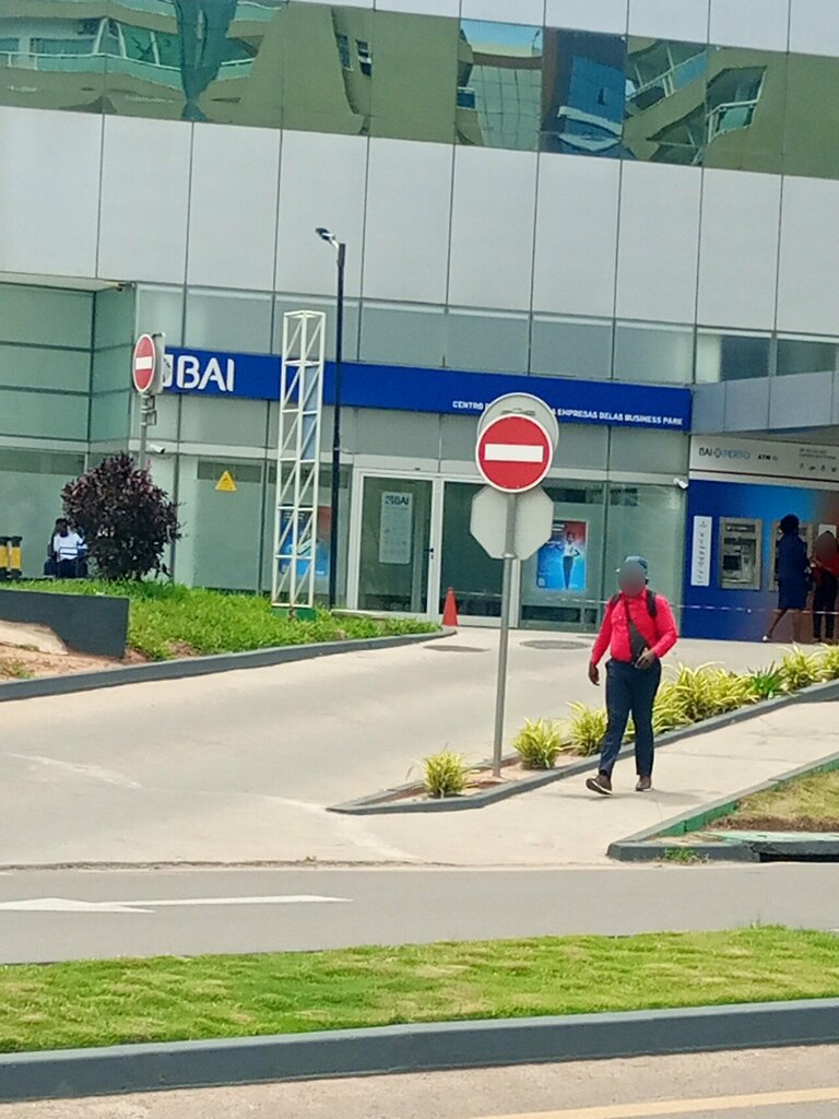 Banka Banco Angolano de Investimentos, Loanda, foto