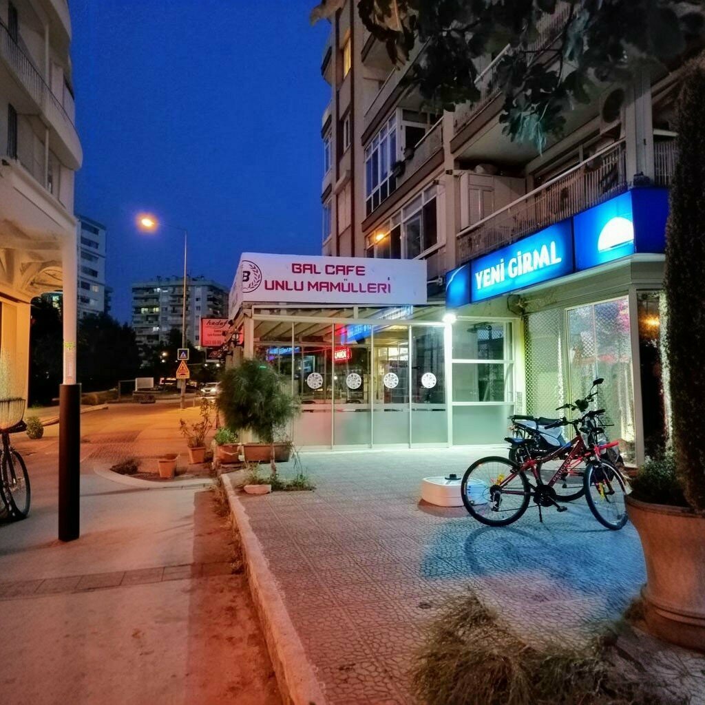 Taksi durağı Yenigirne Park Taksi, İzmir, foto