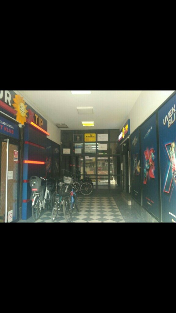 Otopark ve tamirhaneler Menadzer, Novi Sad, foto