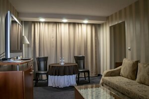 Shoumen (Shumen, Shumen), otel  Shumen'den