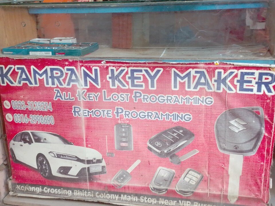 Anahtarların imalatı ve onarımı Kamran key maker, Karaçi, foto