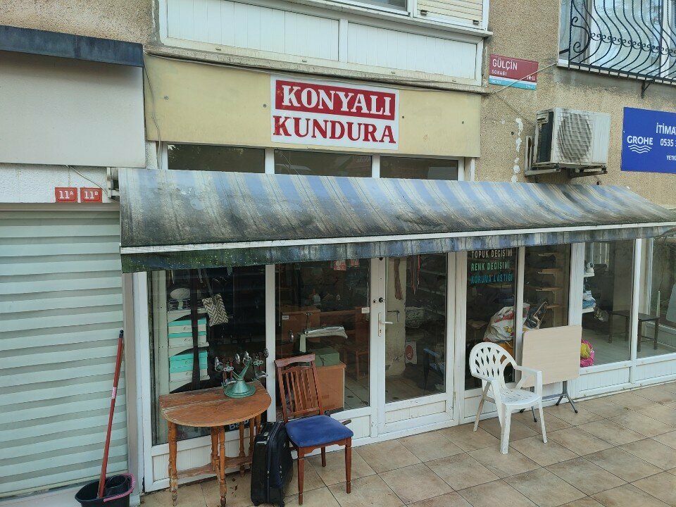 Ayakkabı tamiri Konyalı Kundura, İstanbul, foto
