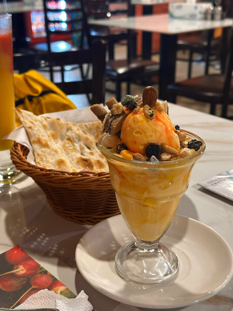 Restoran Speedway Restaurant, Dubai, foto