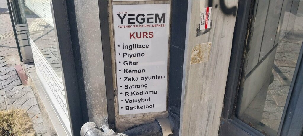 Eğitim merkezleri Yegem, İstanbul, foto
