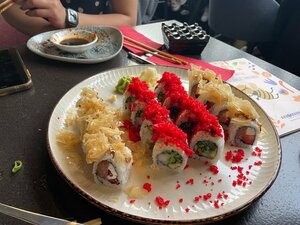 Ken Sushi & More (Suadiye Mah., Kazım Özalp Sok., No:60/C, Kadıköy, İstanbul), suşi restoranı  İstanbul'dan