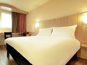 Ibis Braga Centro Hotel (Braga, Rua do Carmo, 38), otel  Braga'dan