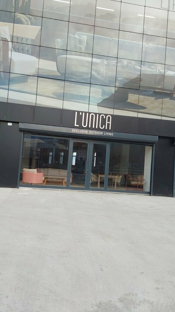 Bahçe mobilya ve ekipmanları L’unica Garage, İstanbul, foto