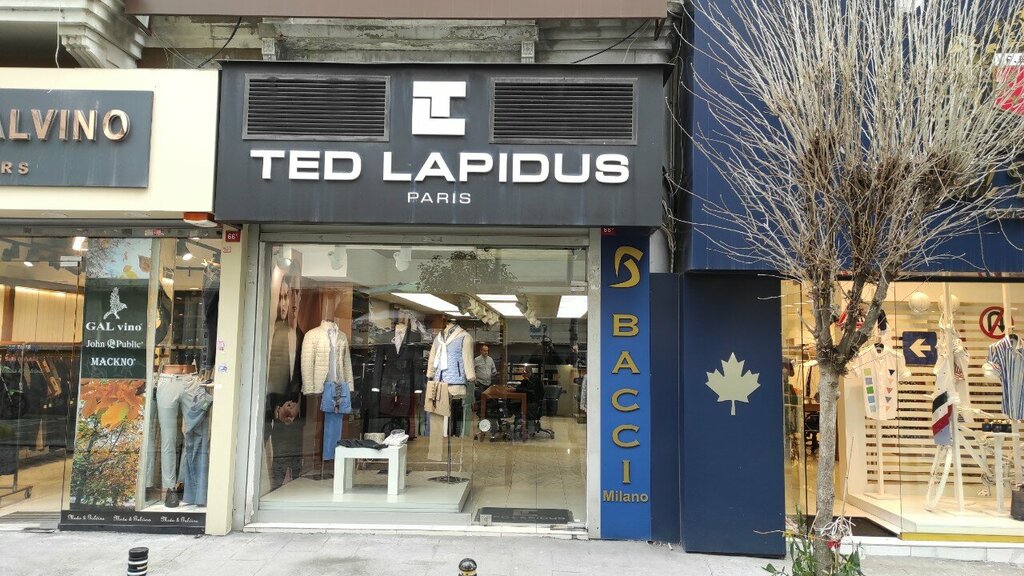 Giyim mağazası Ted Lapidus, İstanbul, foto