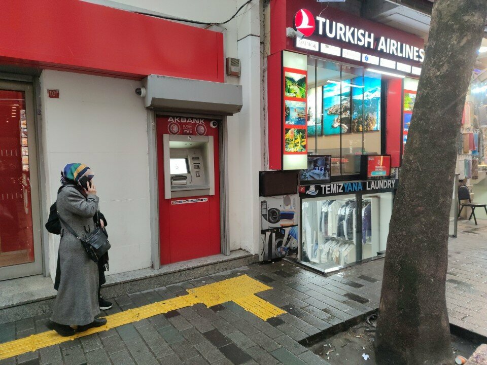ATM'ler Akbank ATM, İstanbul, foto