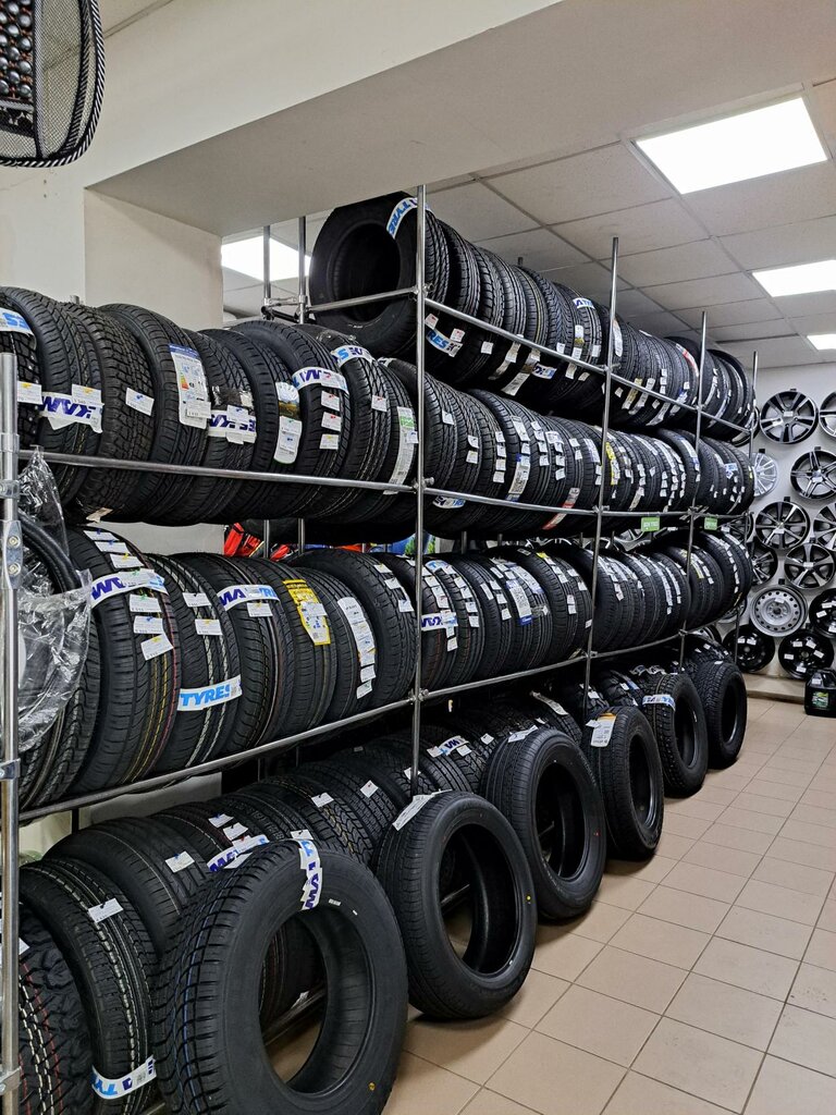 Oto lastik tamiri Ivanor, Şumiha, foto