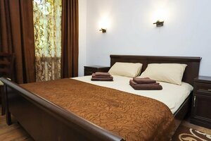 Staryye druzya Belokurikha (ulitsa Slavskogo No:21, Belokurikha), otel  Belokuriha'dan