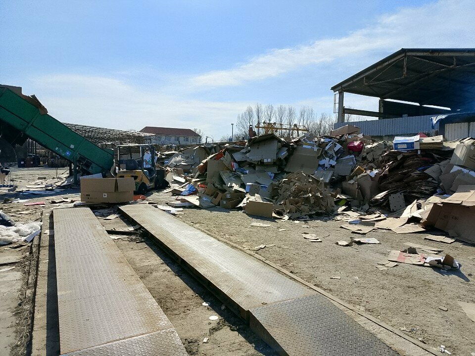 Atık kağıtların alınması Priem makulatury, Krasnodar, foto