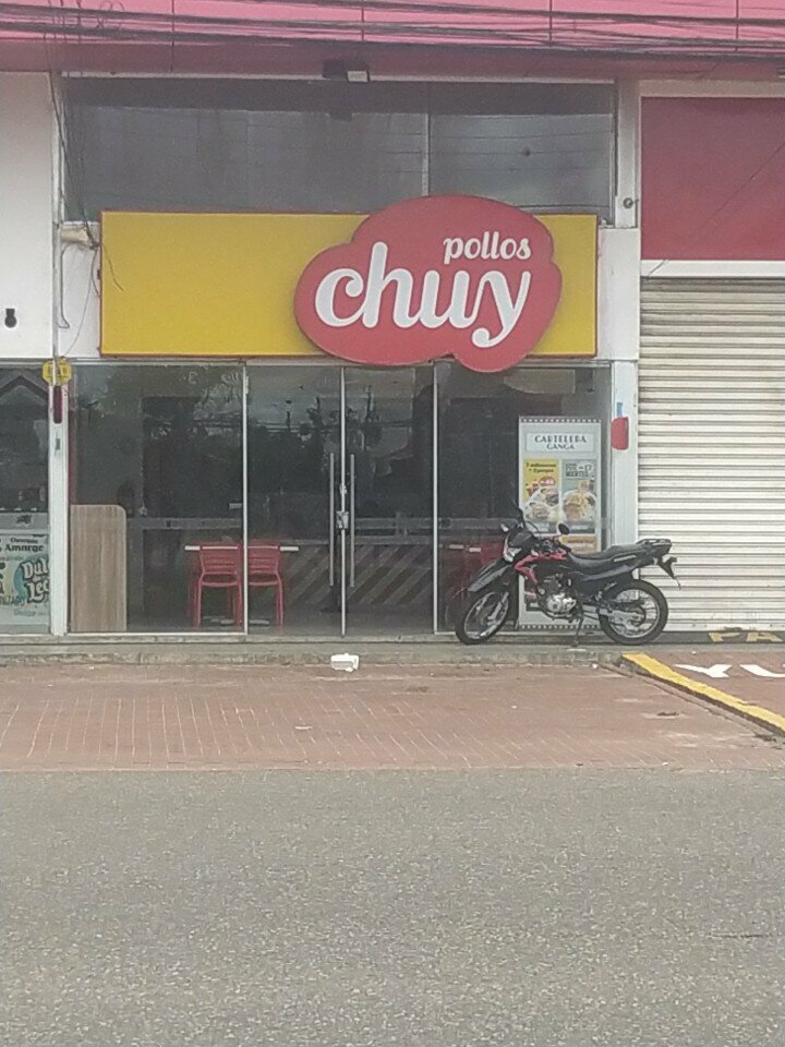 Fast food Pollos Chuy, Santa‑Krus, foto