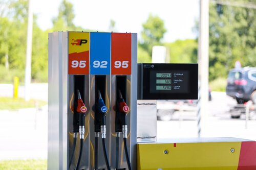 Benzin istasyonu Rosneft', Smolenskaya oblastı, foto