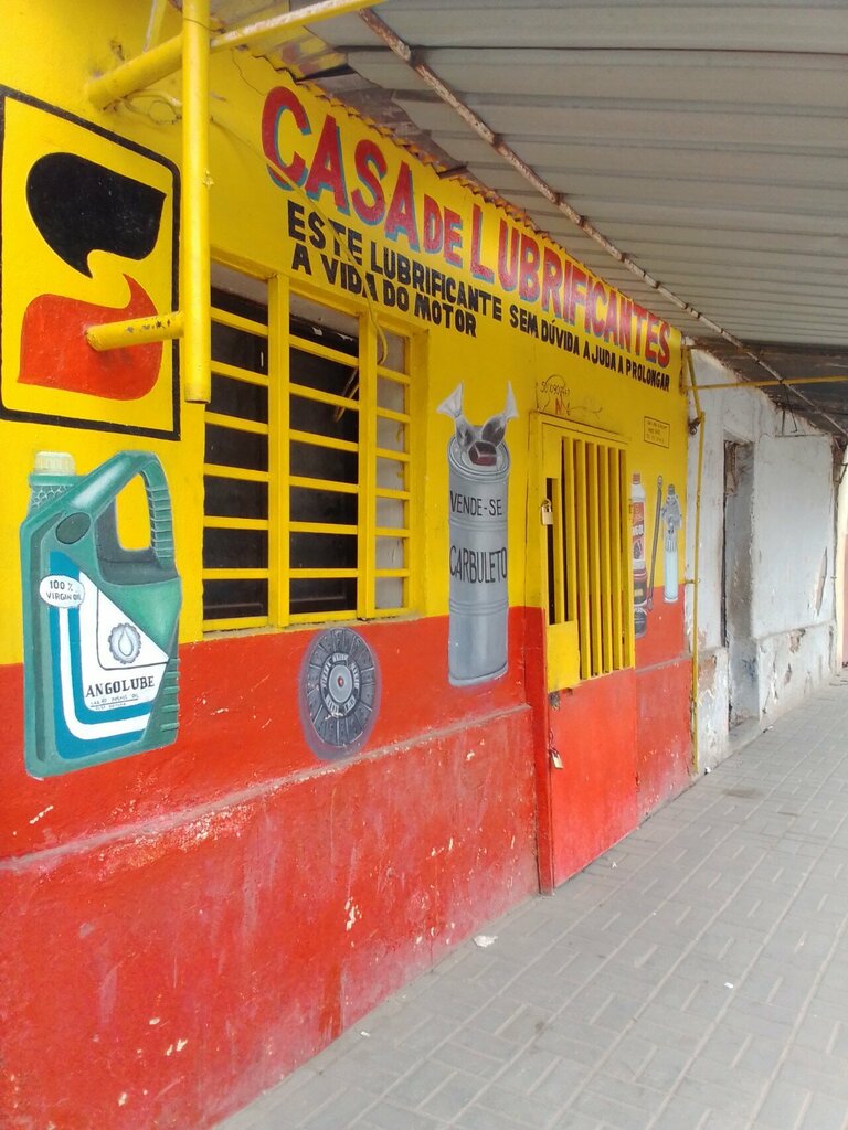 Yağlama ürünleri Casa de Lubrificantes, Loanda, foto