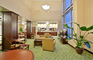 Holiday Inn Express & Suites Ontario (Oregon, Malheur County, Ontario), otel  Ontario'dan