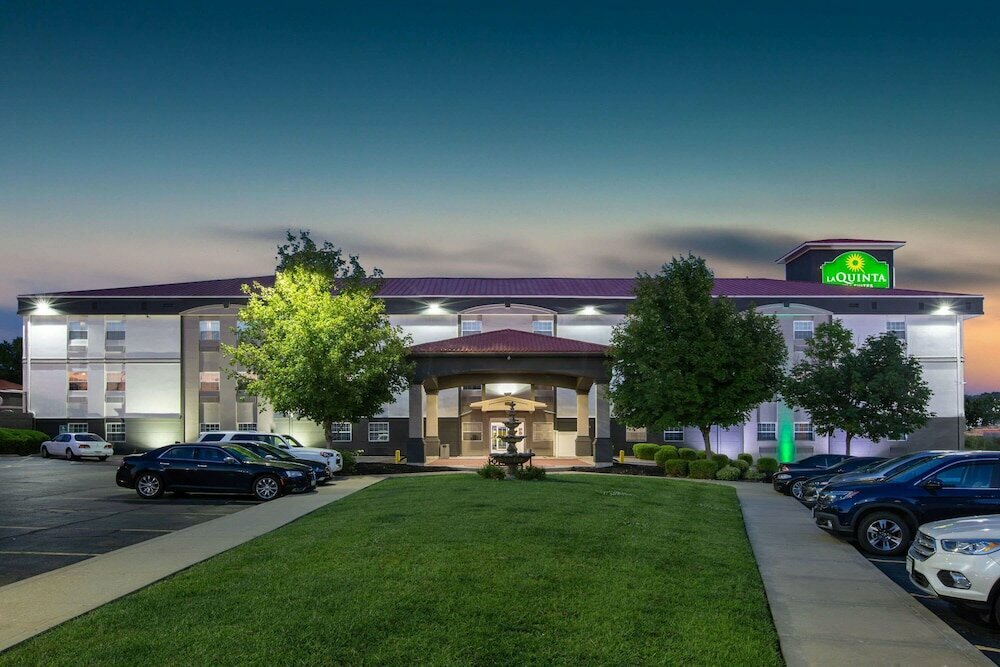 Otel La Quinta Inn & Suites by Wyndham Blue Springs, Missouri Eyaleti, foto