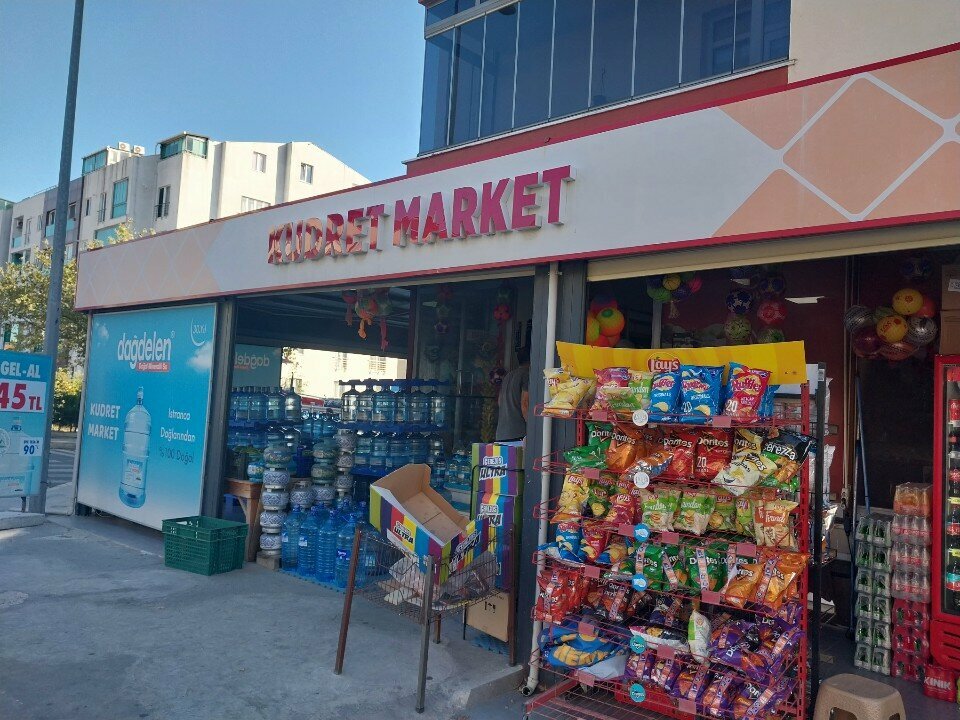 Market Kudret Market, İstanbul, foto