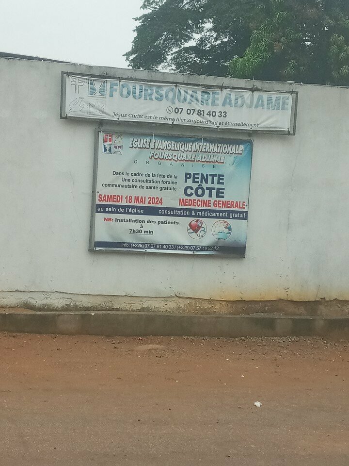 Protestan kilisesi International Evangelical Church Foursquare Adjame, Abican, foto