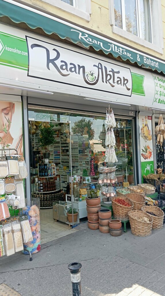 Gıda malzemeleri ve baharatlar Kaan Aktar Baharat Doğal Ürünler Merkezi, İstanbul, foto