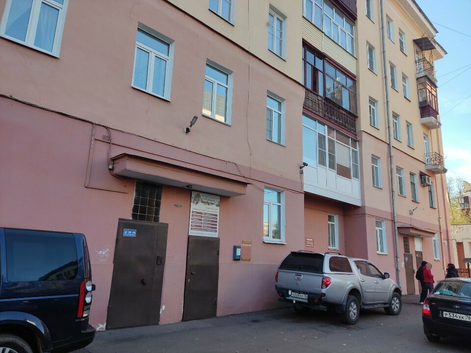 Bina, site yönetimi Oktyabr 28a, Yaroslavl, foto