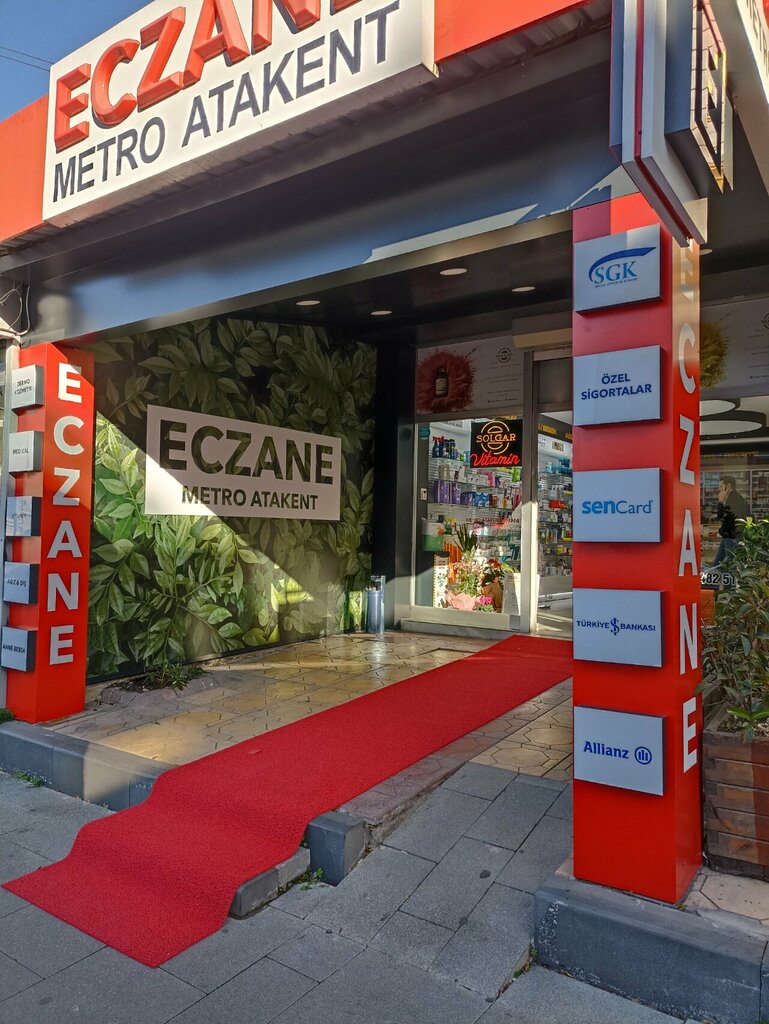 Eczaneler Metro Atakent Eczanesi, İstanbul, foto